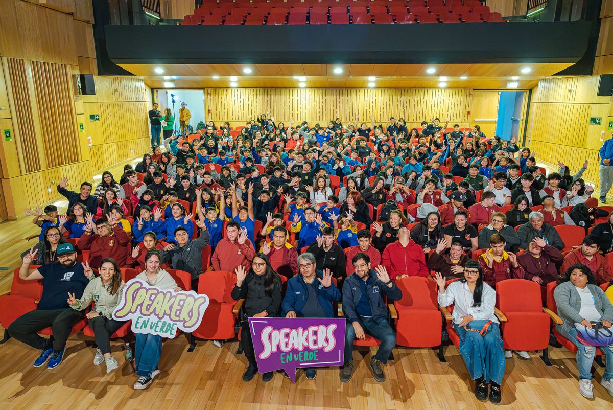 Con la Niña Planeta se dio inicio a la 5ta versión de Speakers En Verde en Tocopilla | SQM Yodo ...